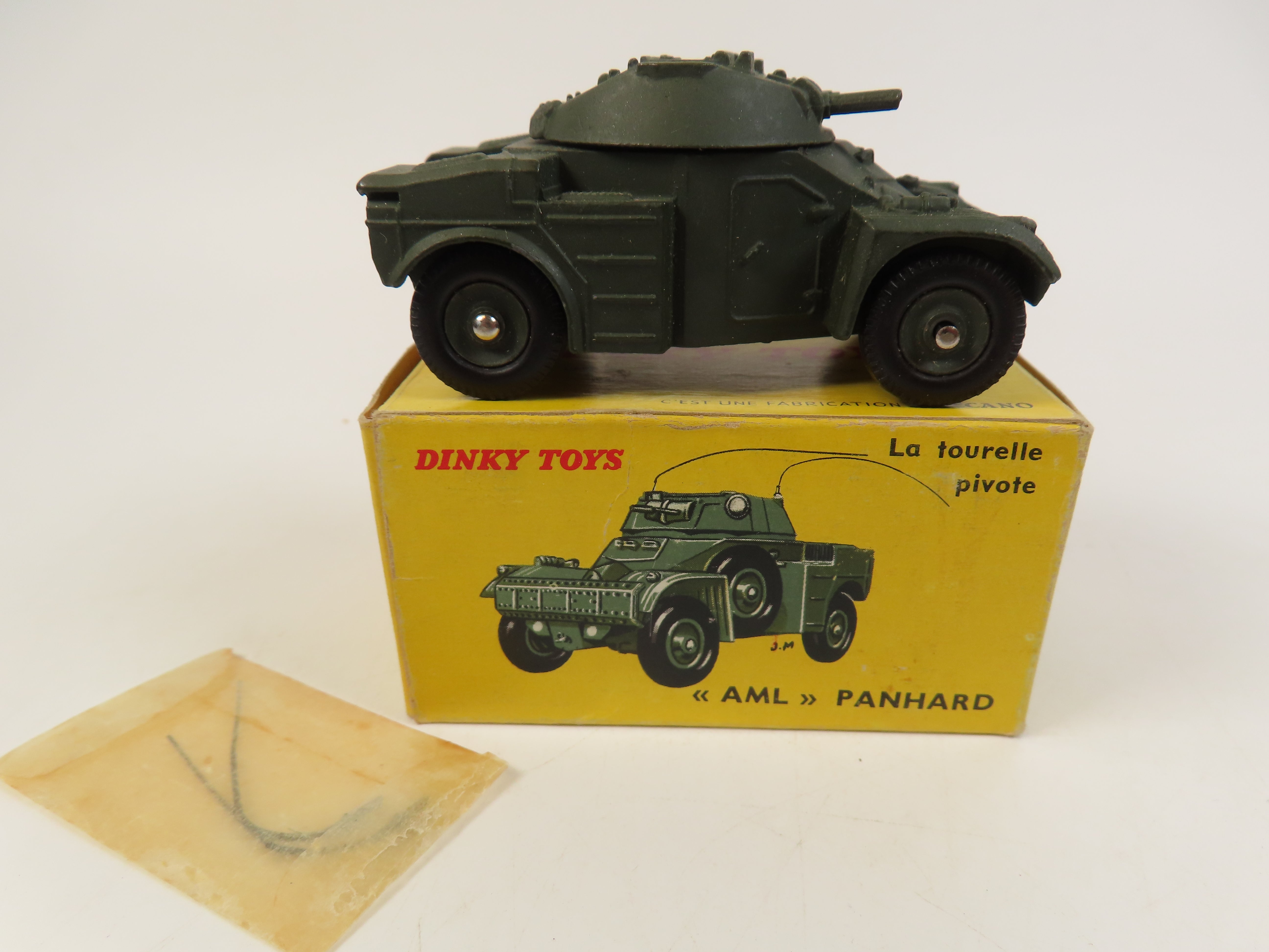 French Dinky 814 Armoured Car, Very Near MInt/Boxed! – Andrew Clark Models