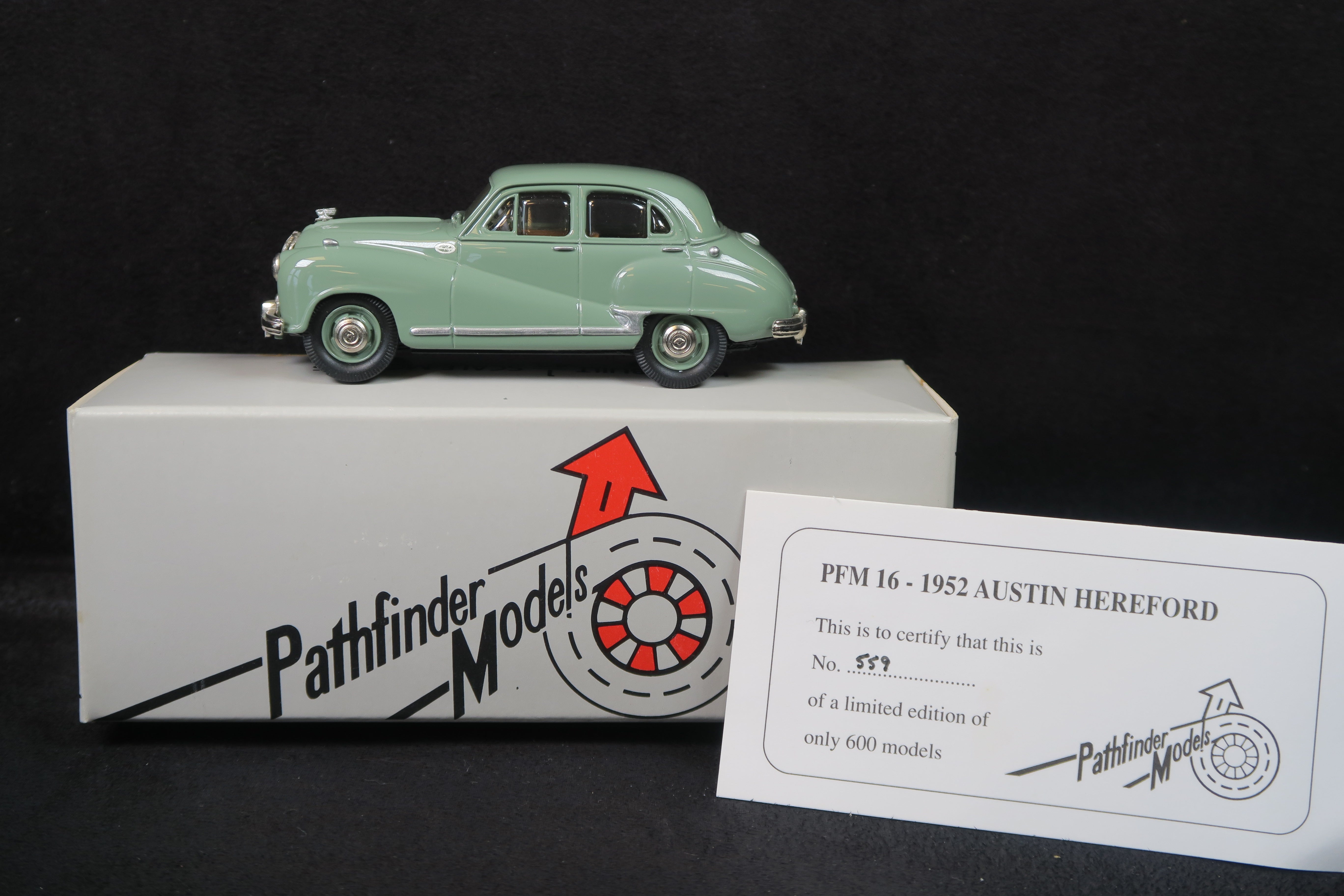 PATHFINDER MODELS PFM.16 AUSTIN HEREFORD 1952, 1/43- MIB! – Andrew ...
