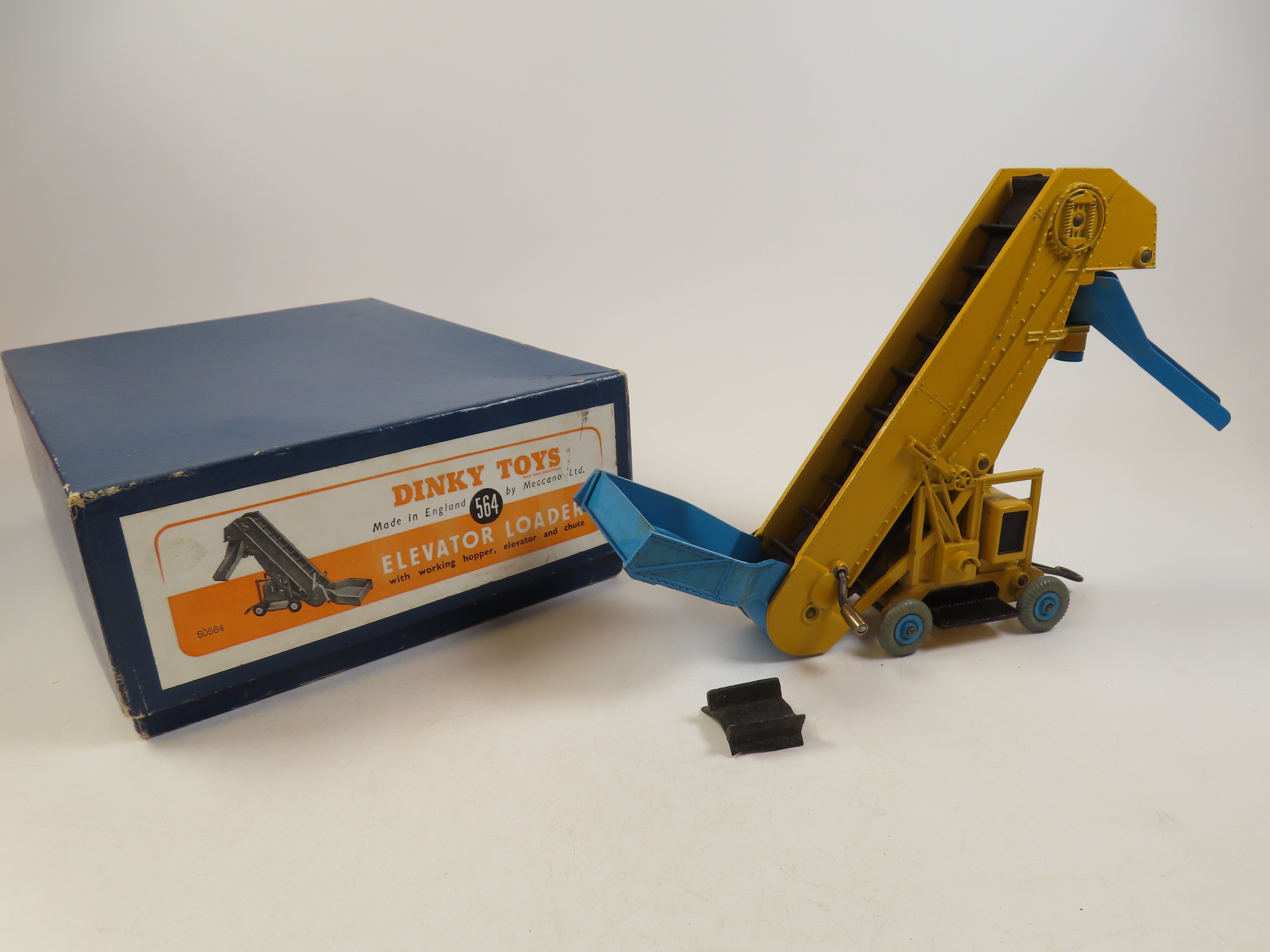 Dinky 564 Elevator Loader, Near MInt/Boxed! – Andrew Clark Models
