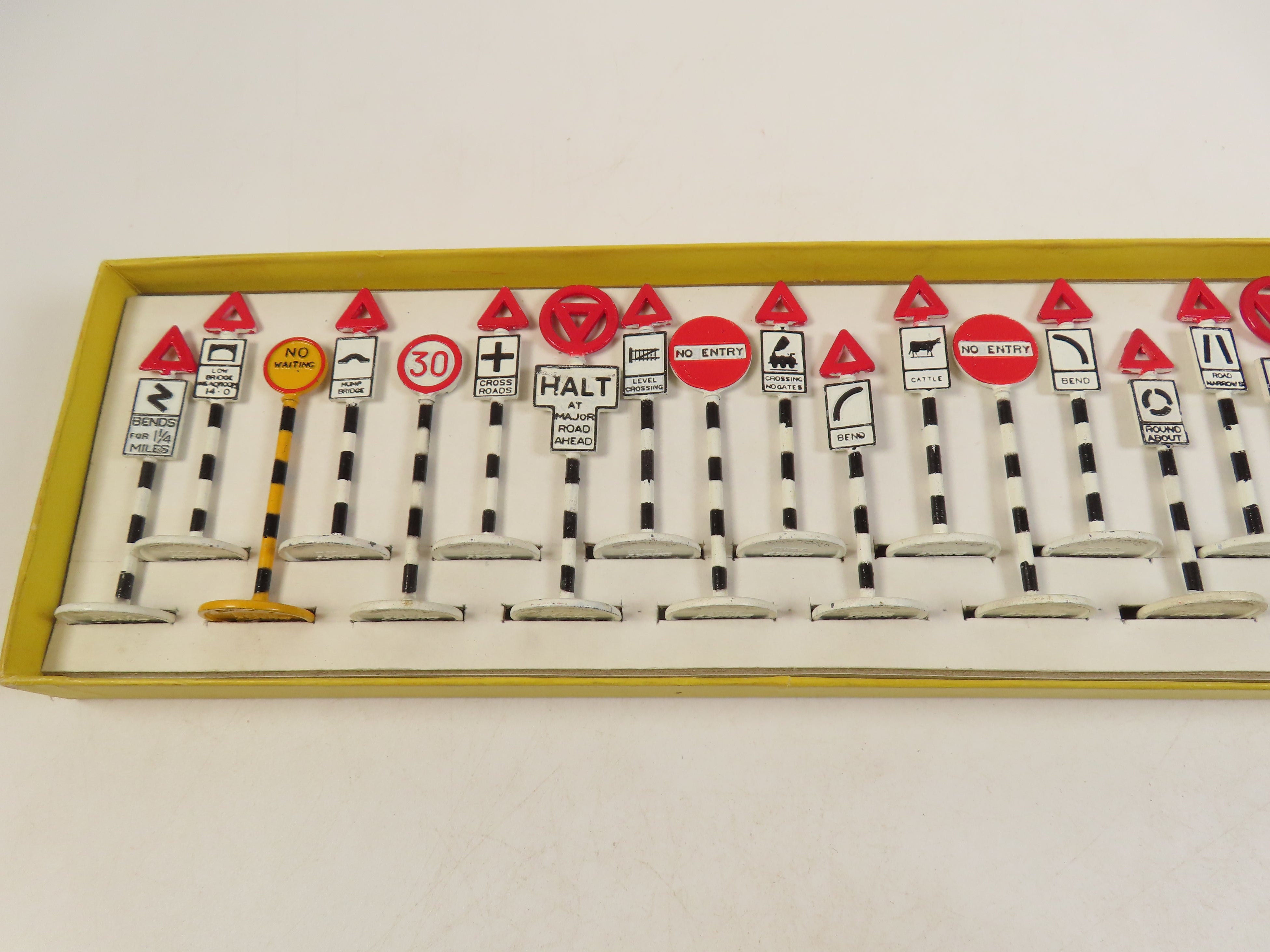 Corgi – Andrew Clark Models