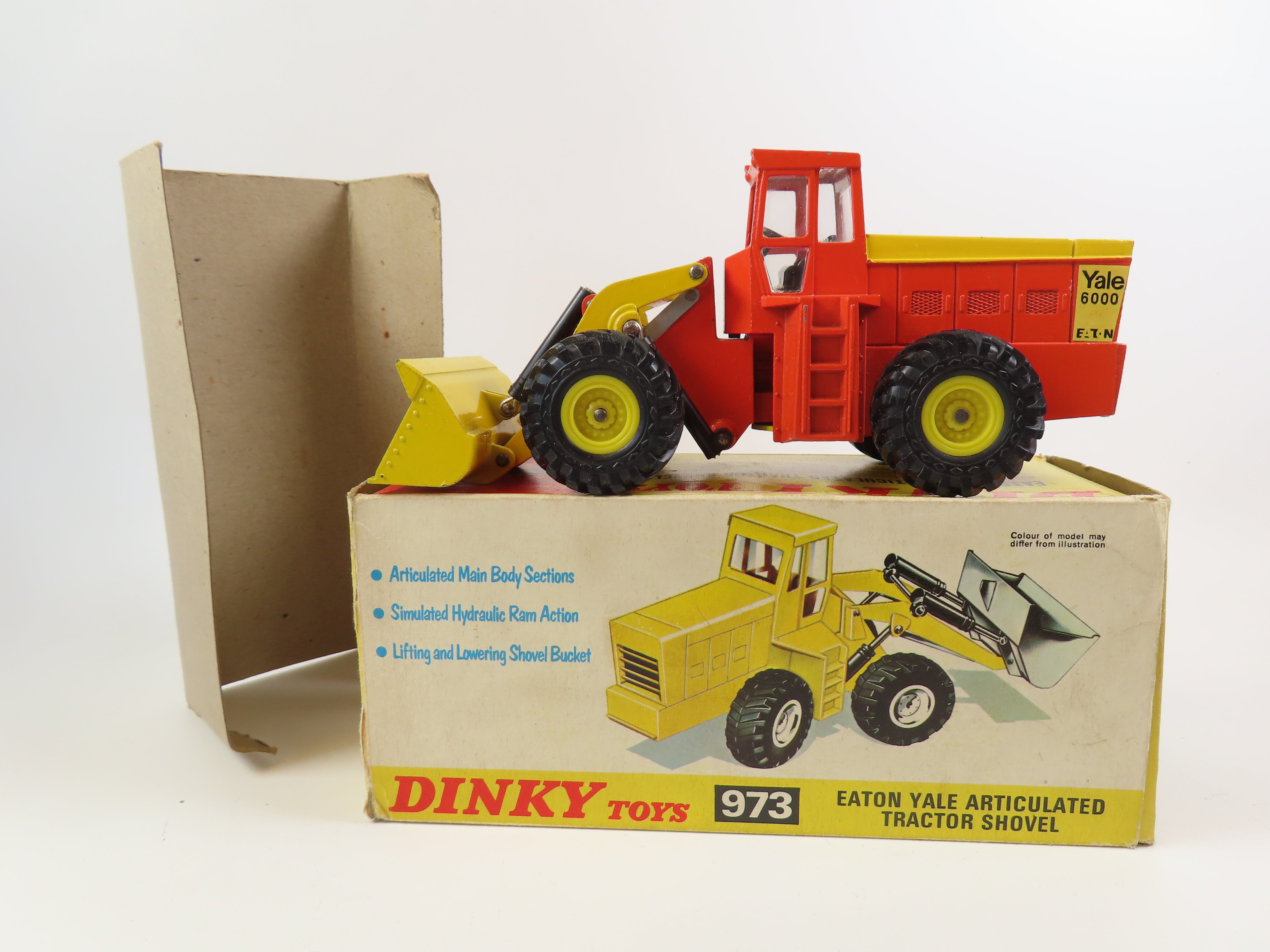 Dinky 973 Eaton Yale Articulated Tractor Shovel, Very Near Mint/Boxed ...