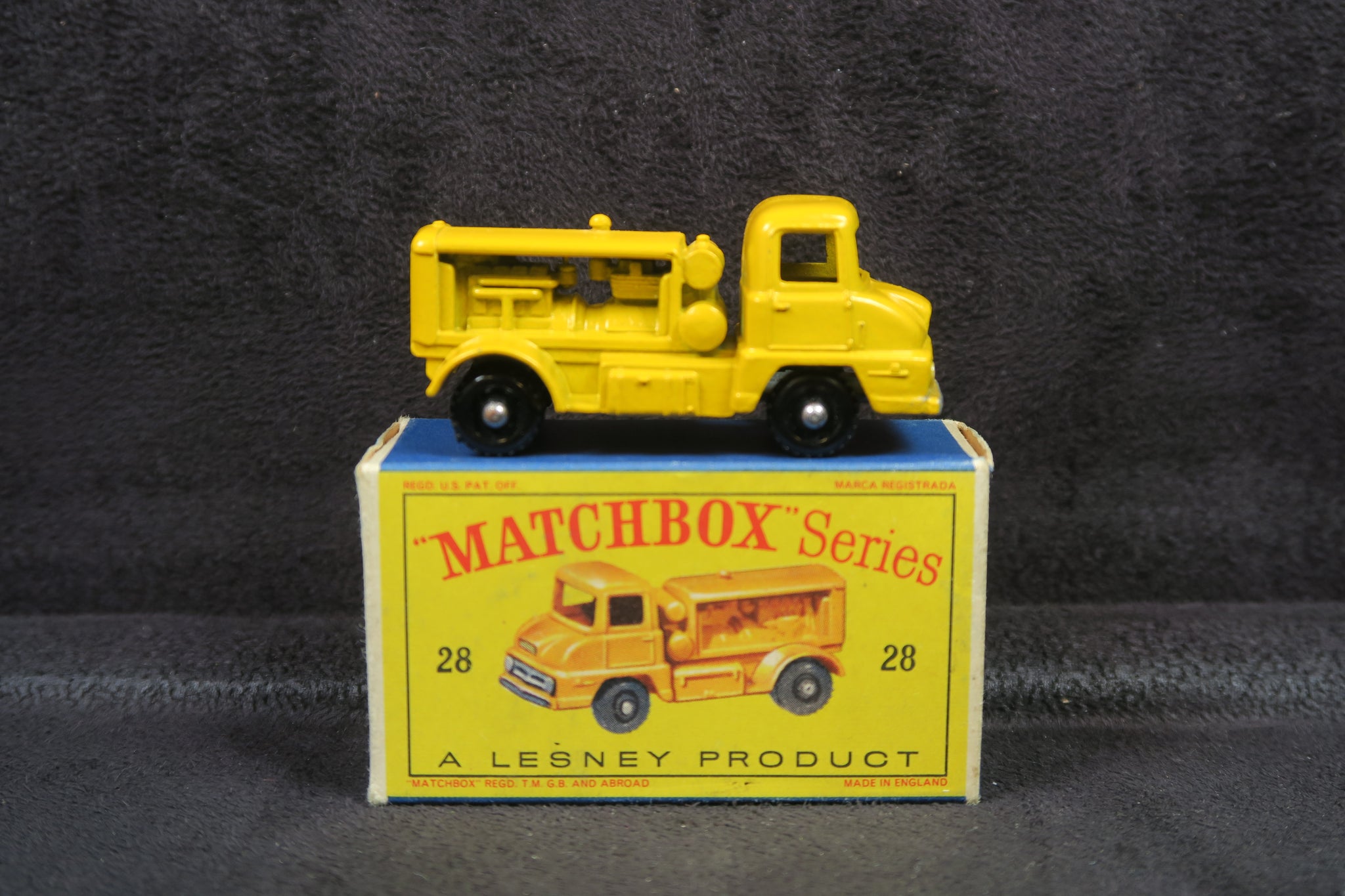 Matchbox No.28b Thames Trader Compressor Lorry, rare model, 99.9% Mint ...