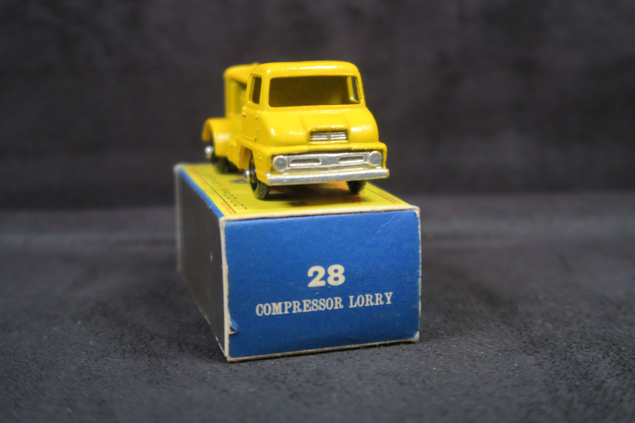 Matchbox No.28b Thames Trader Compressor Lorry, rare model, 99.9% Mint ...