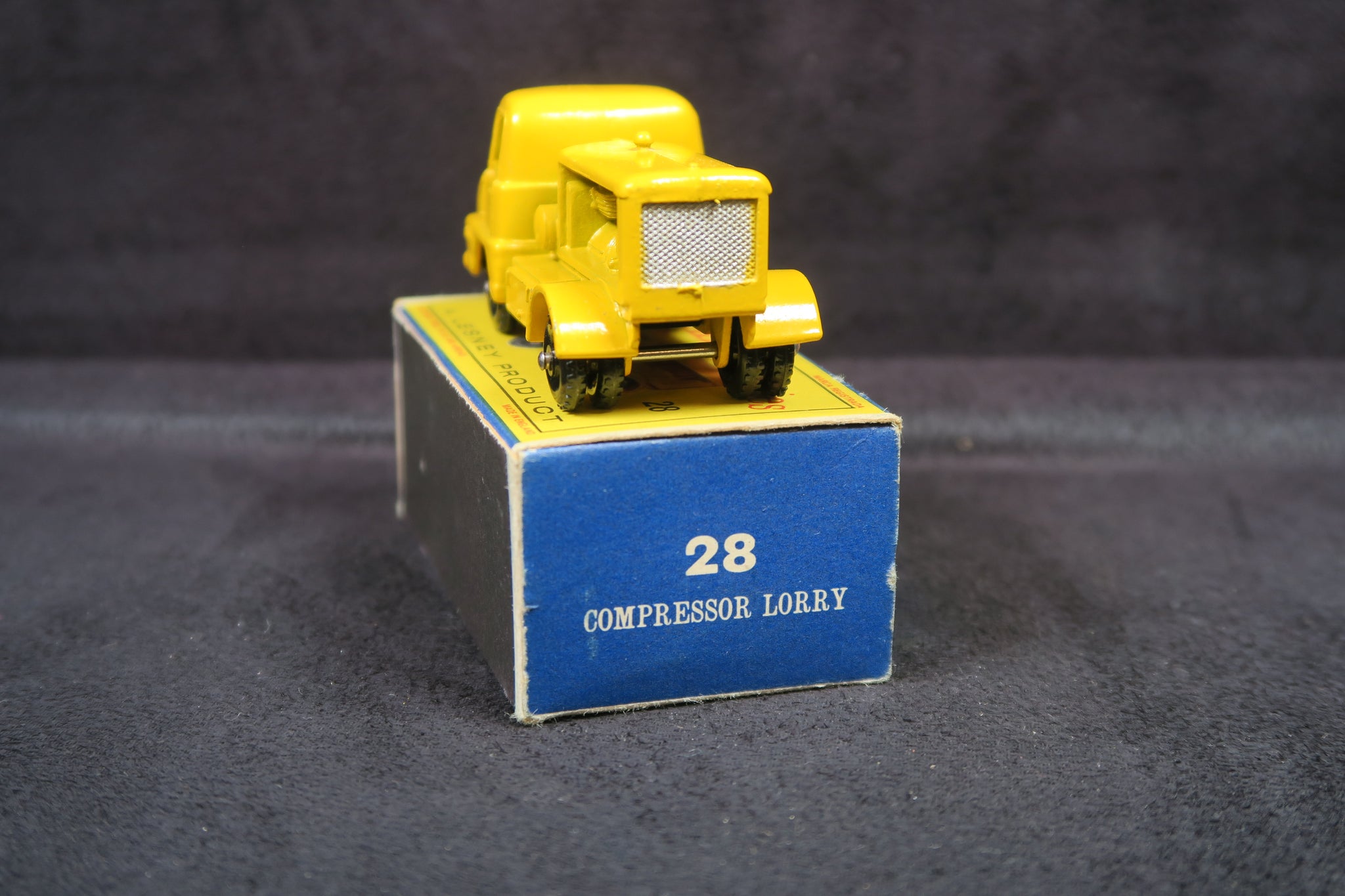 Matchbox No.28b Thames Trader Compressor Lorry, rare model, 99.9% Mint ...