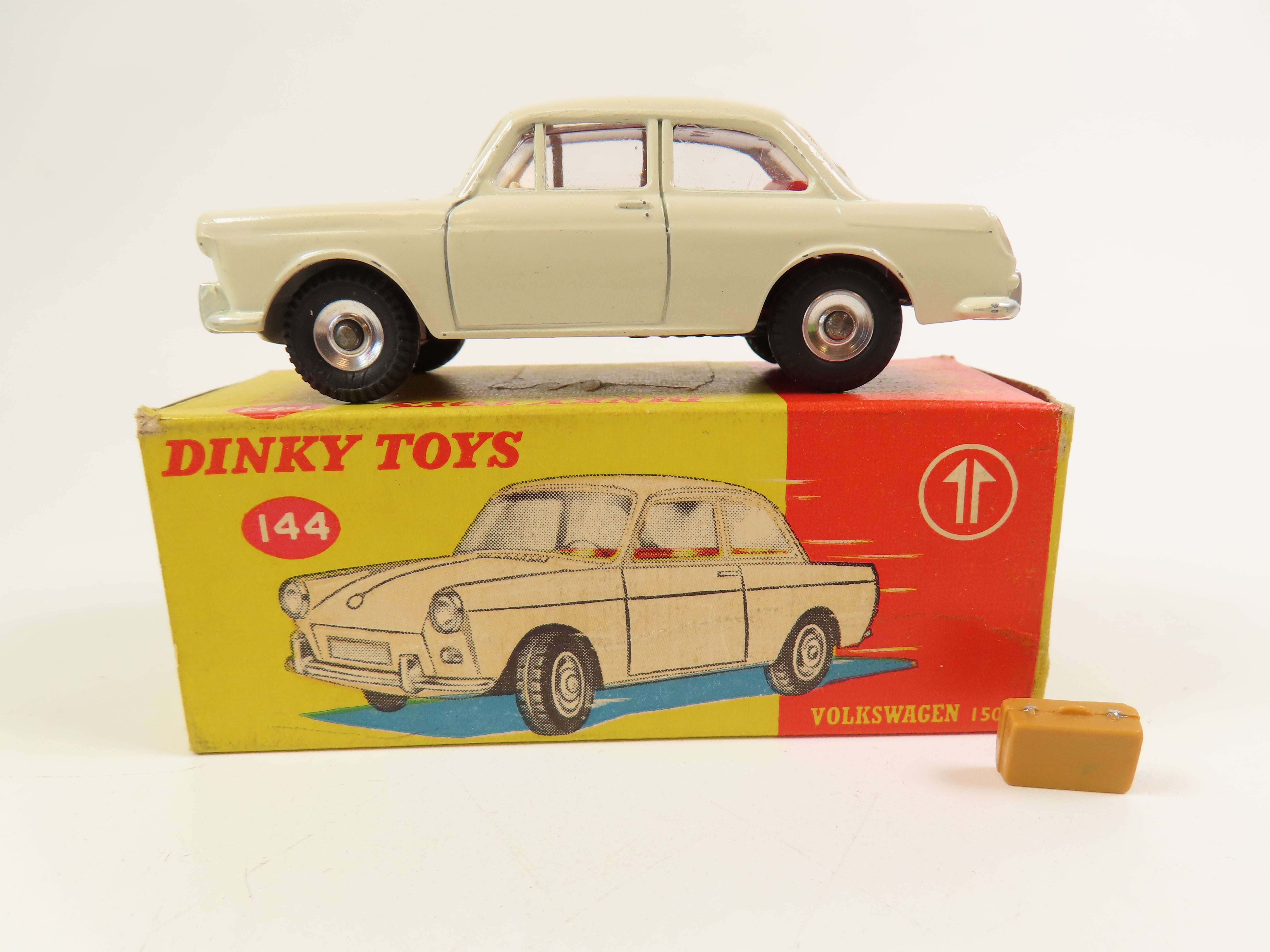 Dinky No.144 Volkswagen 1500, Very Near Mint/Boxed! – Andrew Clark Models